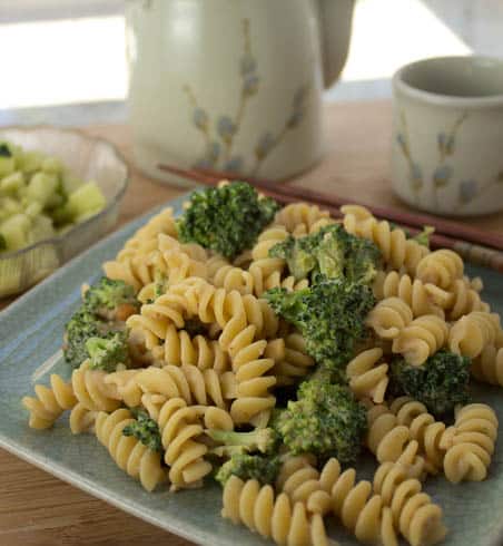 Twisted Noodles with Broccoli and Peanut Sauce - The Scramble